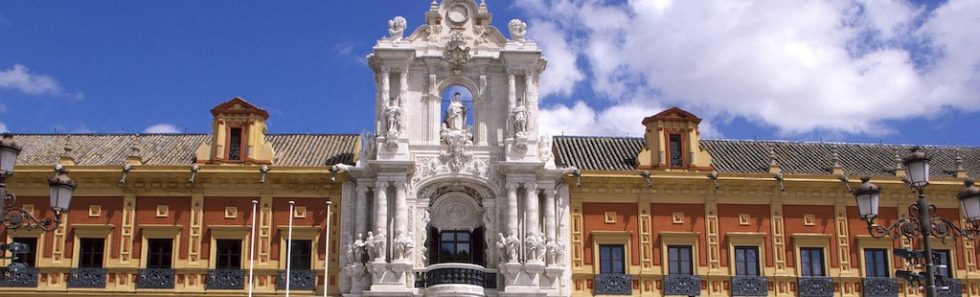 Ruta por los Palacios de Sevilla - Senderismo Sevilla Viajes